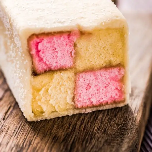 Battenberg Cake Recipe - CakeRe