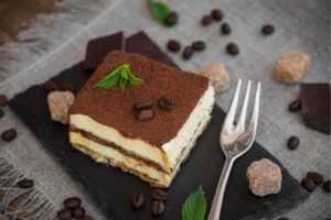 10 Most Popular Cakes In Iraq - CakeRe