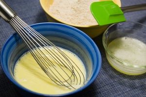 What are the Liquid Ingredients in Baking? [An In-Depth Guide] - CakeRe